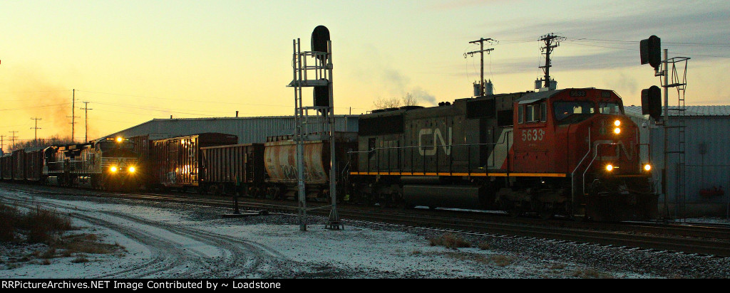 CN 5633 races NS 8851 / NS 9816
